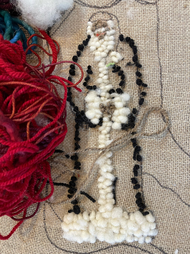 Episode 117, Thursday Live: Red for Santa – Deanne Fitzpatrick Rug ...