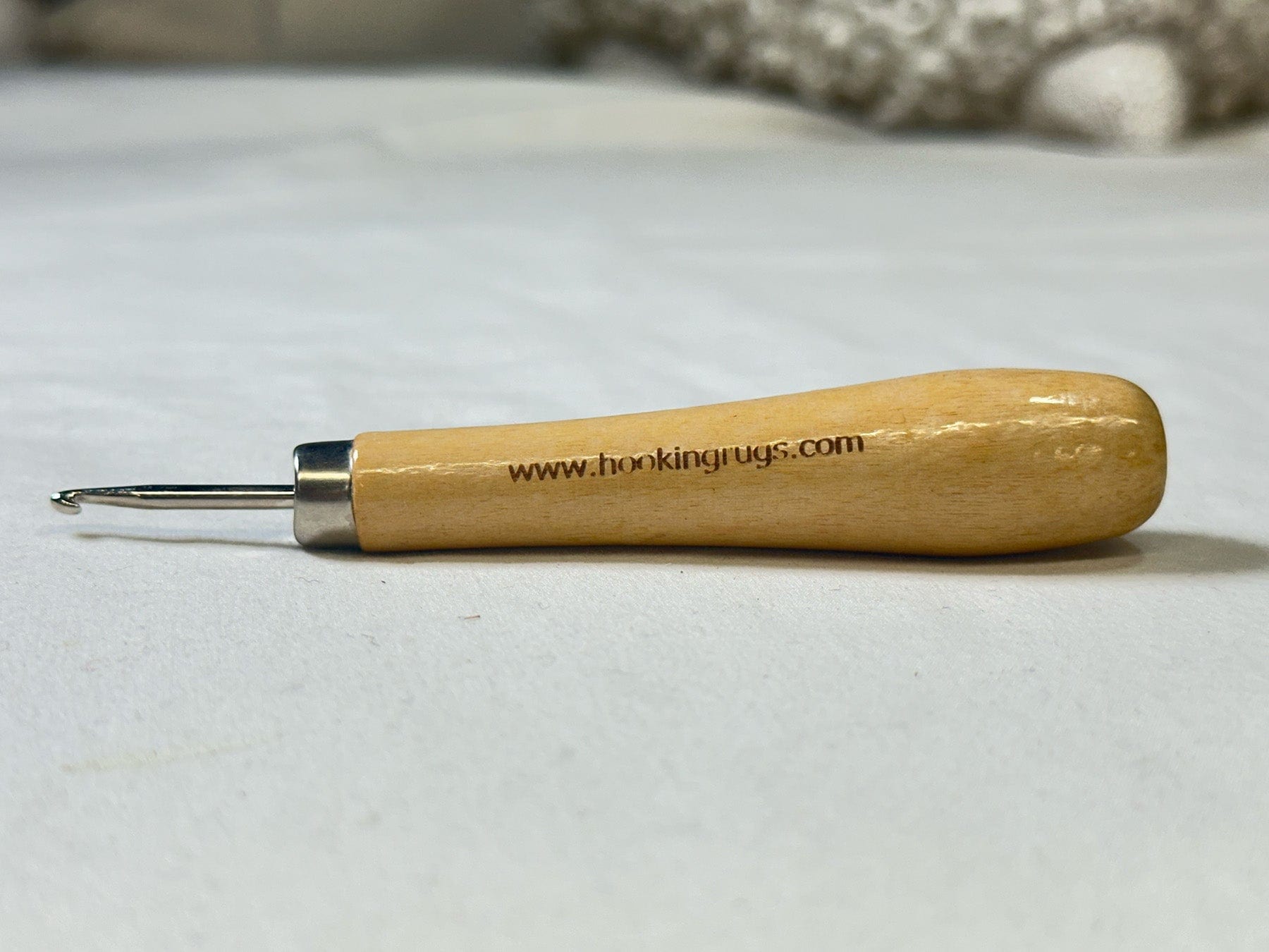 Hooks & Tools – Deanne Fitzpatrick Rug Hooking Studio