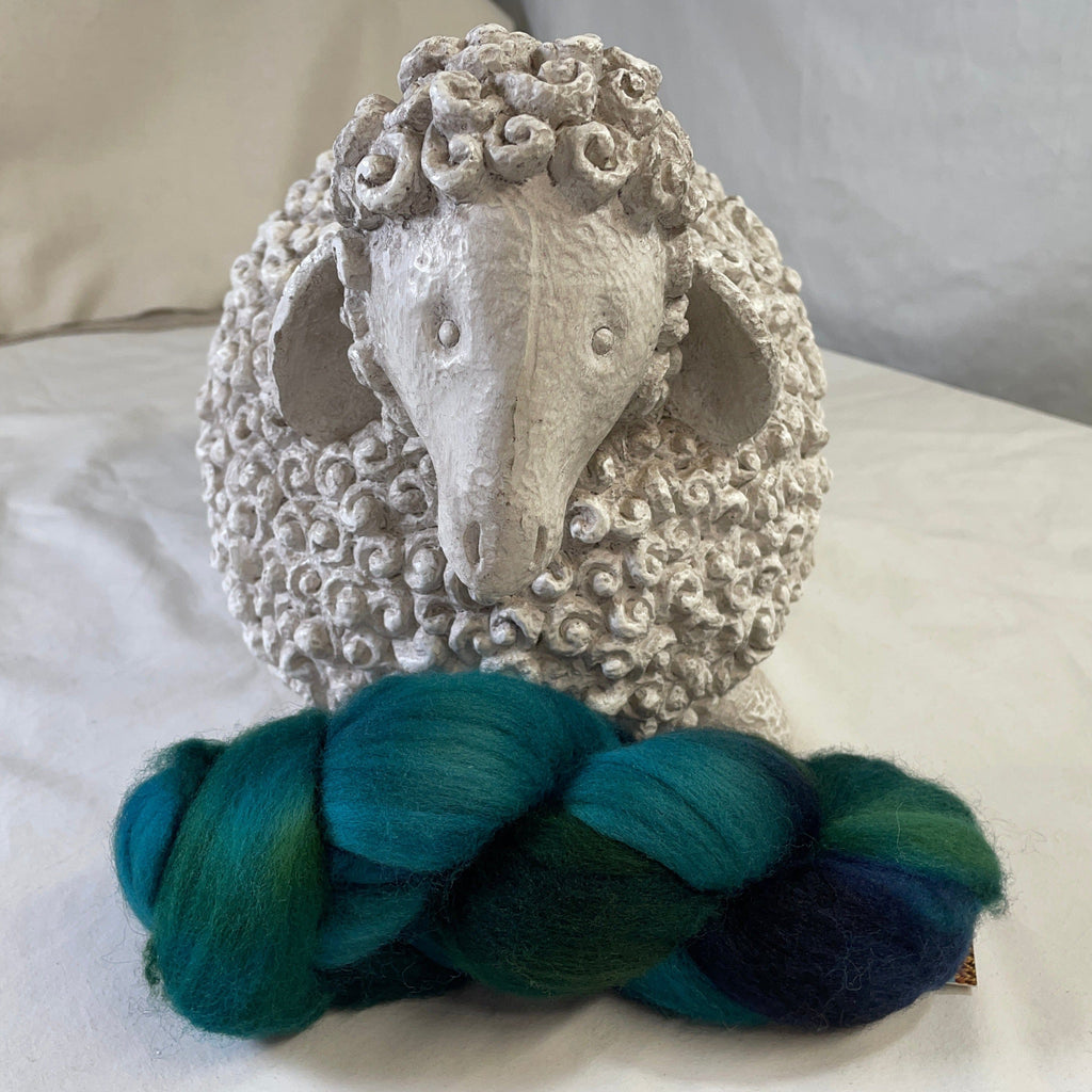 Rug Hooking Wool | Yarn and Swatches | Deanne Fitzpatrick Studio ...