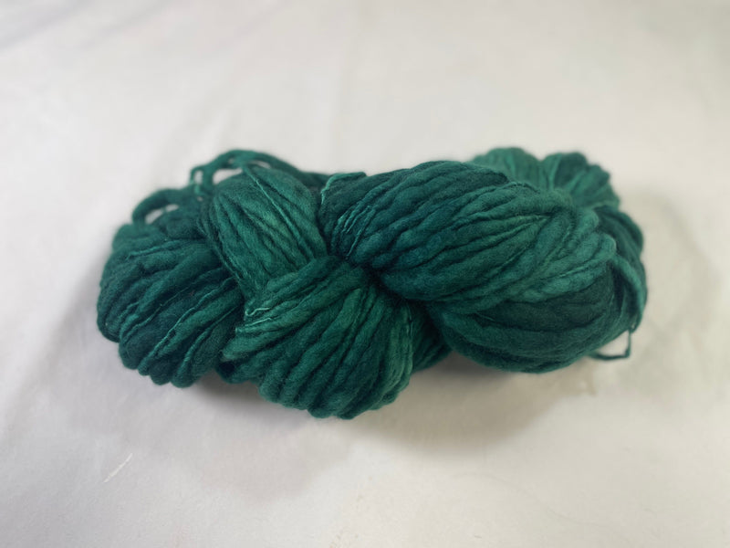 Slubby Yarn - Dark Green – Deanne Fitzpatrick Rug Hooking Studio
